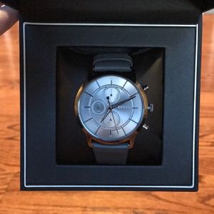 Hugo Boss | Accessories | Hugo Boss Chronograph Gray Leather Strap ...